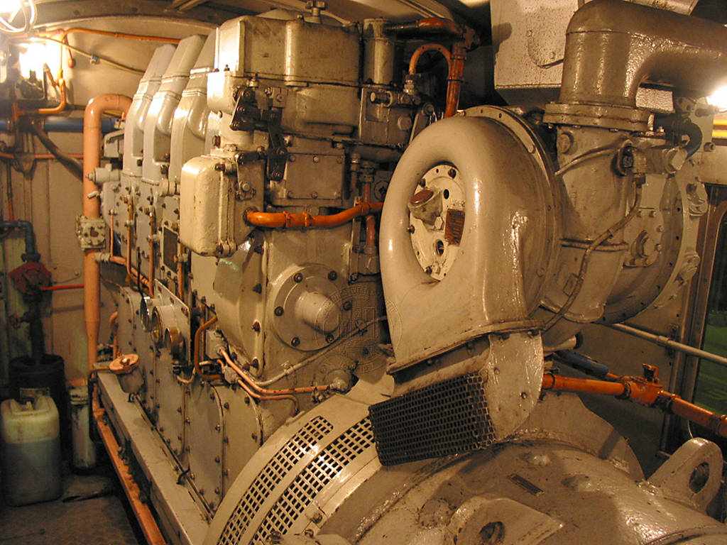 Offside of Hastings DEMU engine-room, featuring Napier MS100 ...