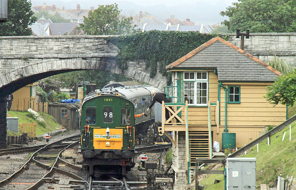 Hastings Diesels Limited – news article – HDL Dorset Diadem railtour