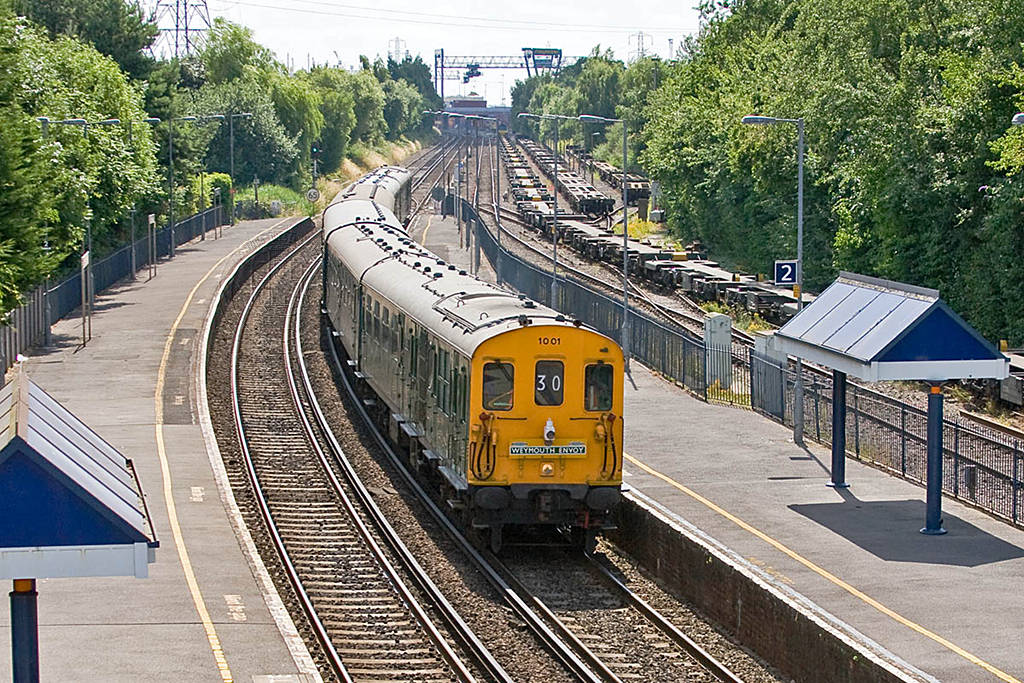 Hastings Diesels Limited – news article – HDL Weymouth Envoy Railtour